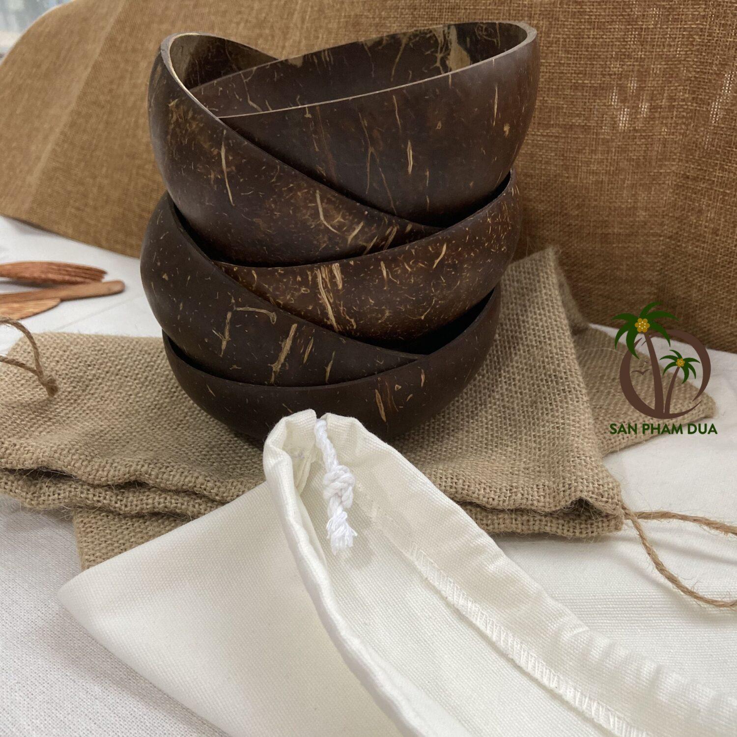 Handicrafts made from coconut shells - Coconut Product